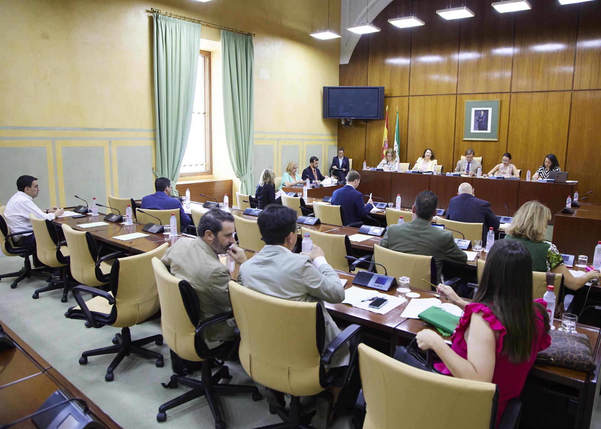 Los agricultores y ganaderos de Andalucía "rondan los 500 millones de ...